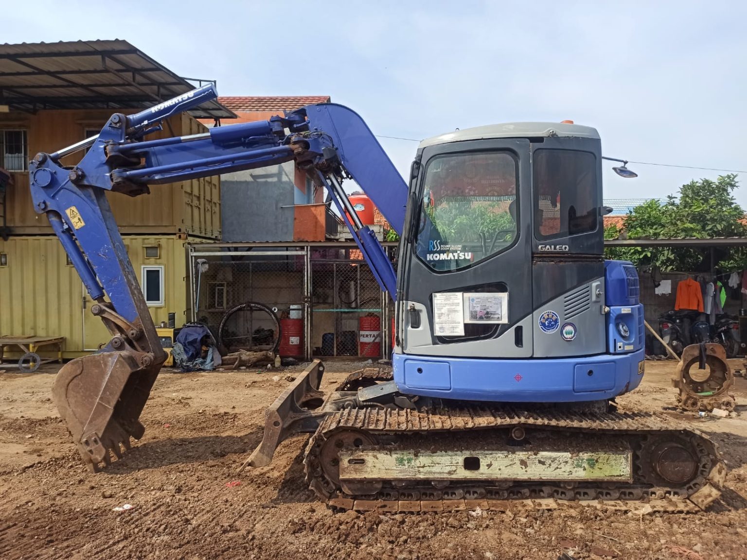 Detail Komatsu PC75 - Padat.id